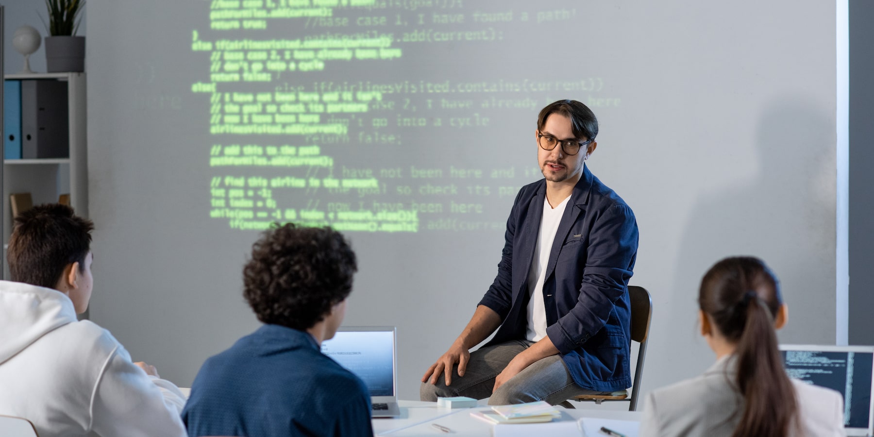 Best Online Bootcamps in Cybersecurity 2025